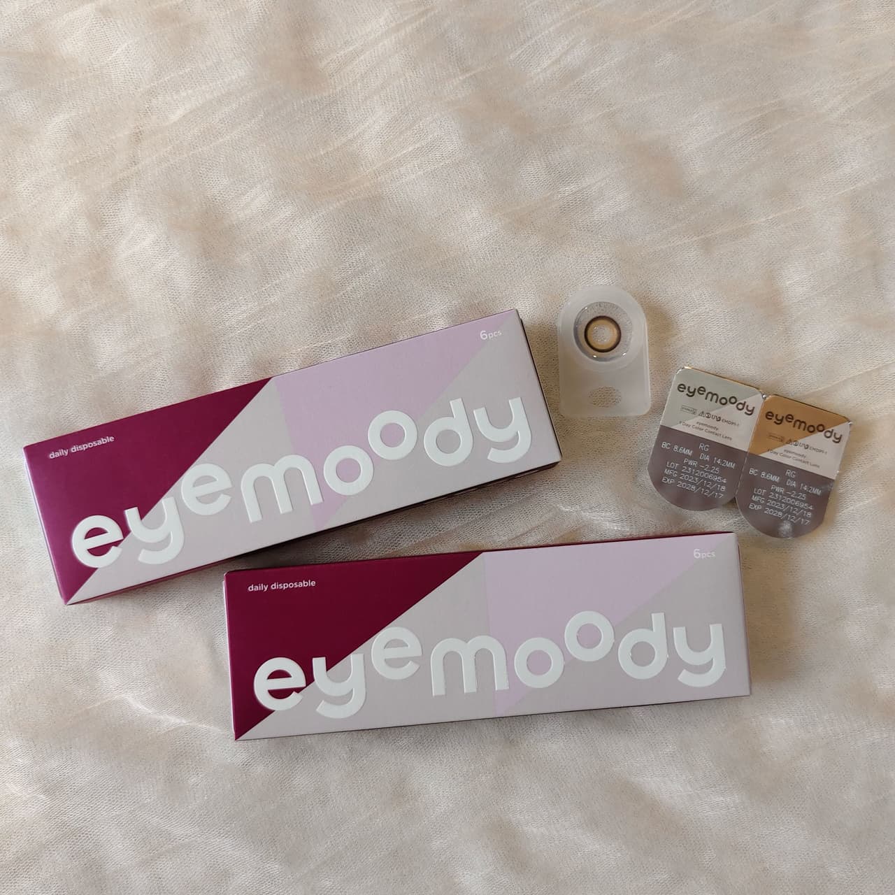 真的太美(⸝⸝⸝ᵒ̴̶̷̥́ ᵕ ก̀⸝⸝⸝)ෆ｜eyemoody薔薇粉灰 - li-fei (@im_sally) | Dcard