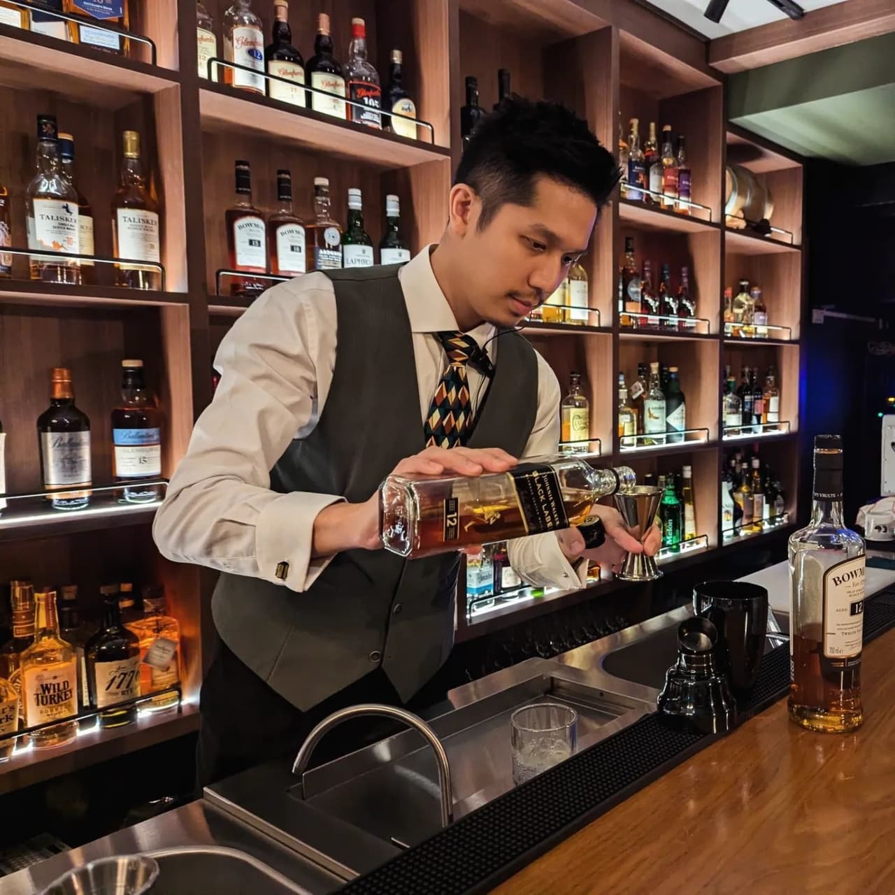 #酒吧探尋 Bar Whiskeen 威士忌專業的高雄酒吧 - 品酒板 | Dcard