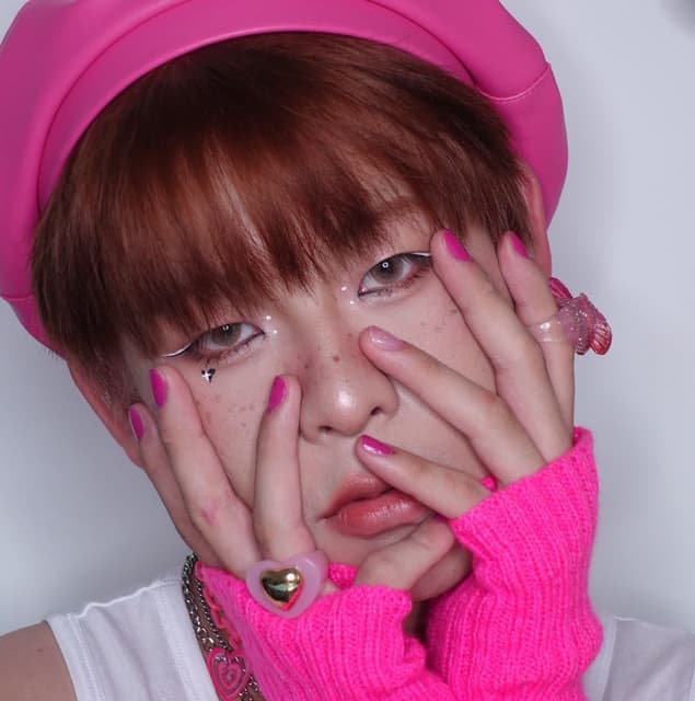 #分享 🦋 Y2K LOOK 🦋 - 美妝板 | Dcard