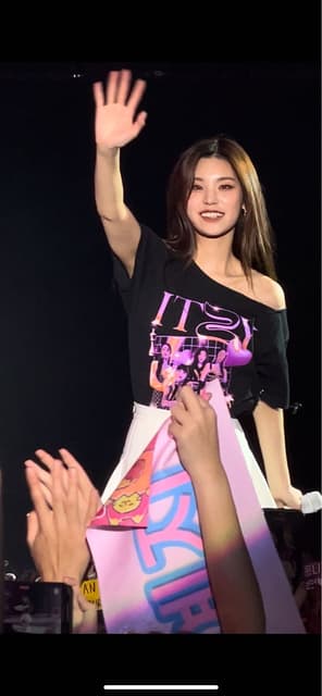 #分享 香港場影片分享 - ITZY板 | Dcard