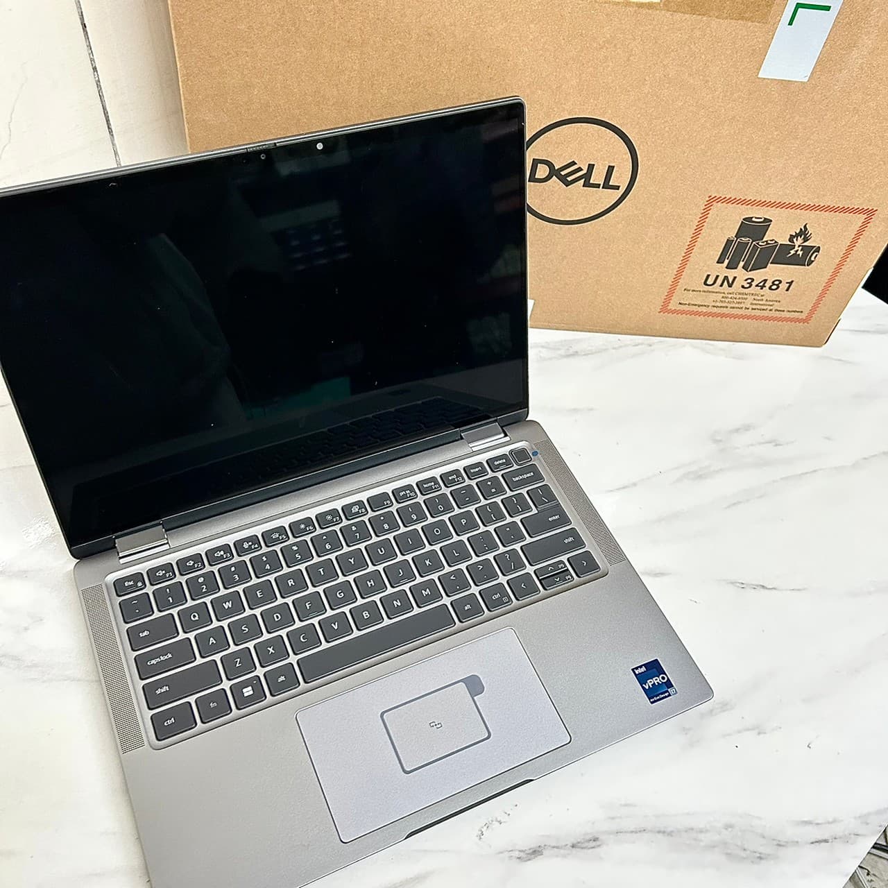 開箱分享 Dell latitude 7440 二合一筆電 （實拍實錄） - 3C板 | Dcard