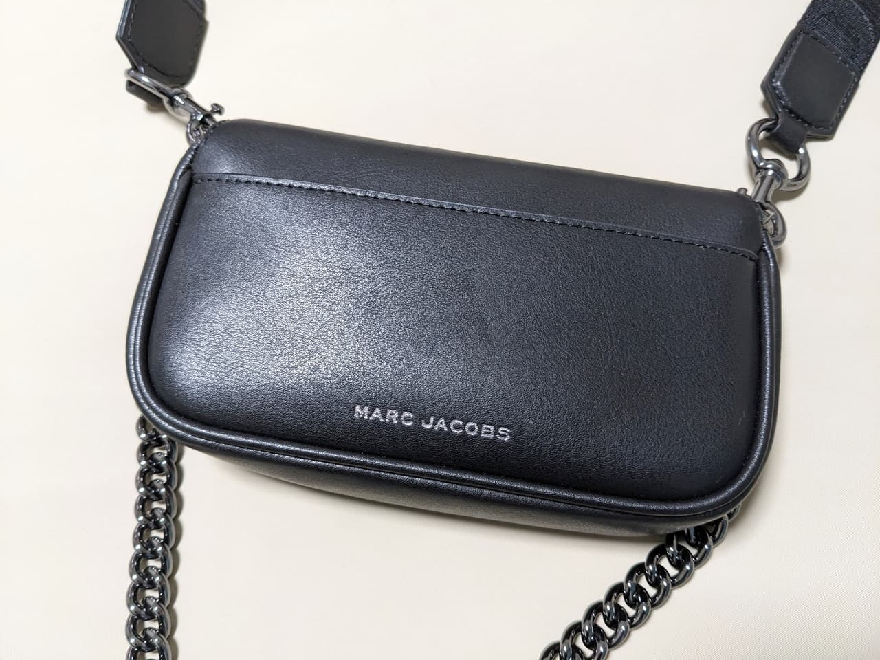 #分享 👜MJ J Marc Mini：剛好裝下日常J人的迷你包 #生活打卡計畫 - 精品板 | Dcard