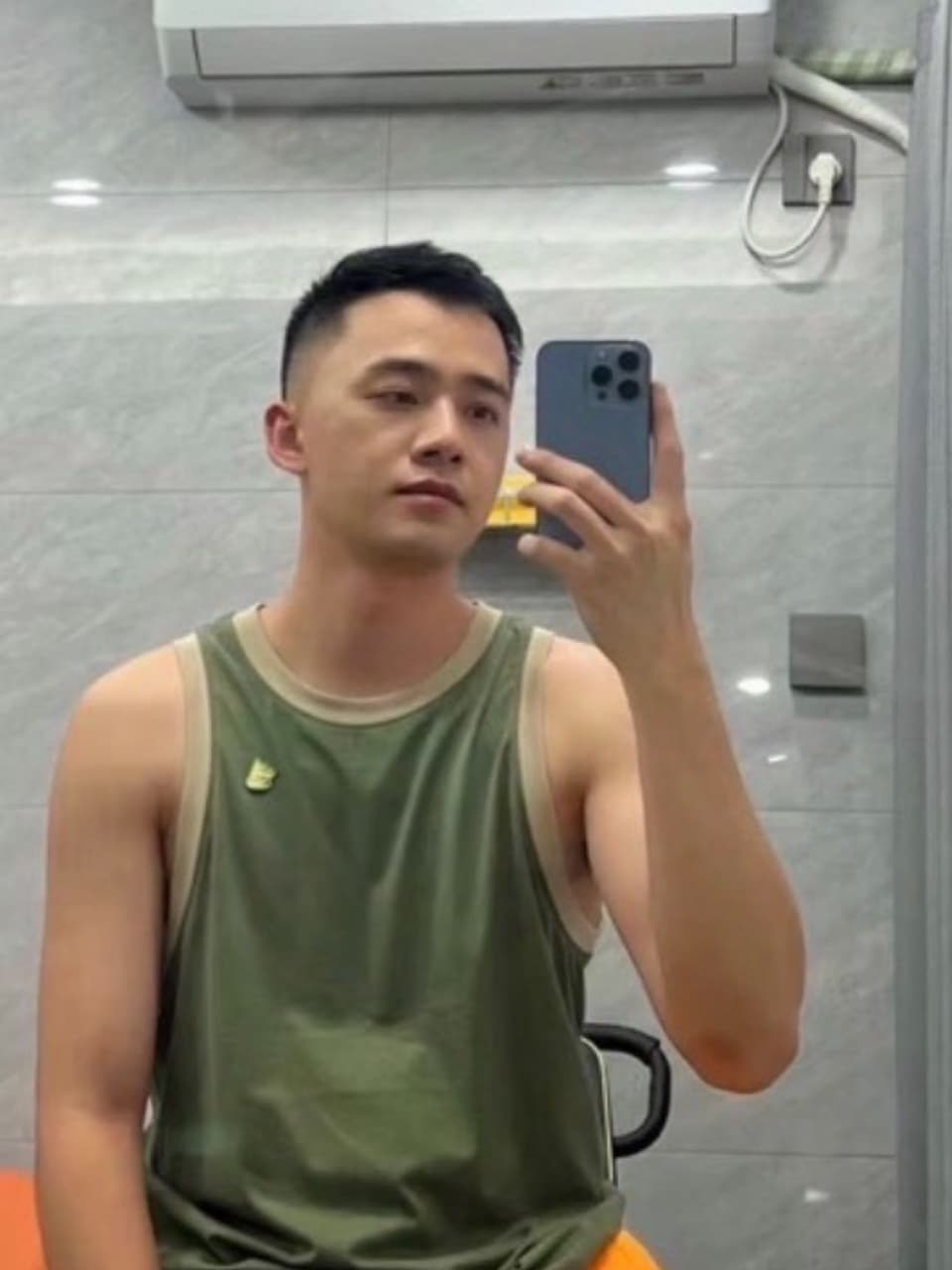 朋友可能遇上交友詐騙 感情板 Dcard