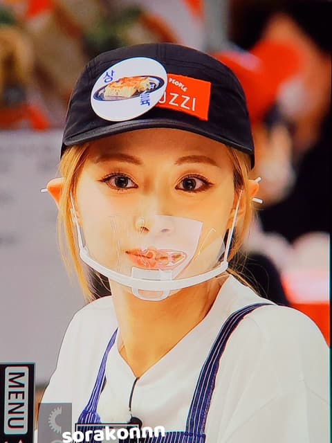 #分享 子瑜錄製《快閃登陸作戰》節目路透照 - TWICE板 | Dcard