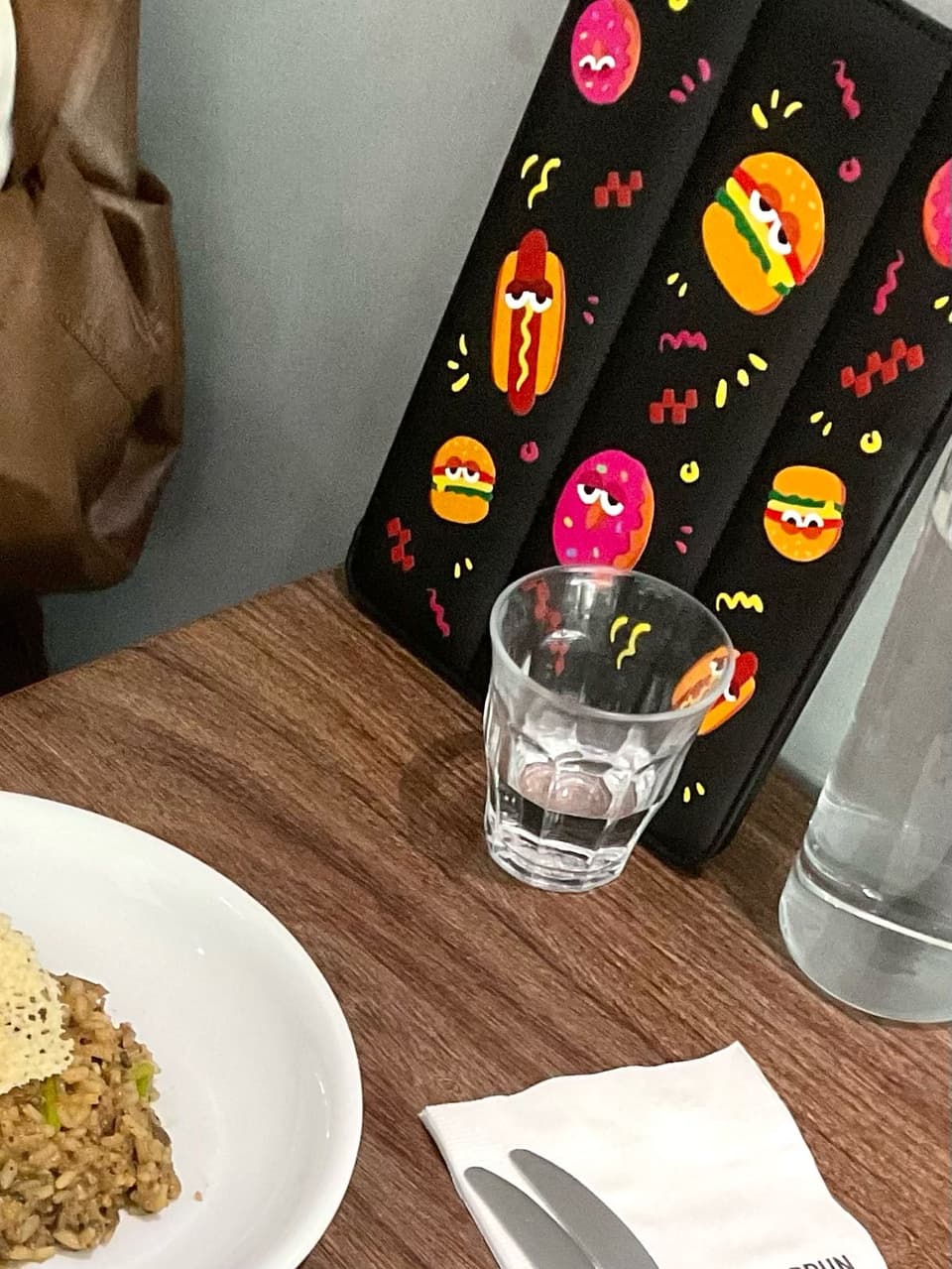 KnockyX日頭 美式食物派對聯名款🍔 - 3C板 | Dcard