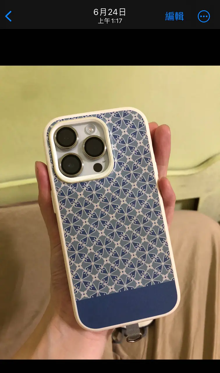 #閒聊 犀牛盾 SolidSuit 手機殼 掉漆 - 3C板 | Dcard