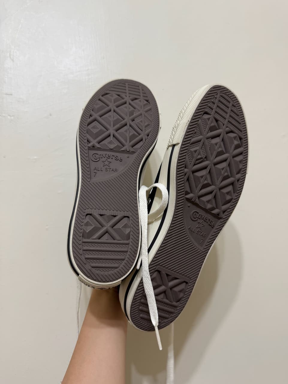 #我要賣 #我要賣 全新converse - 二手交易板 | Dcard