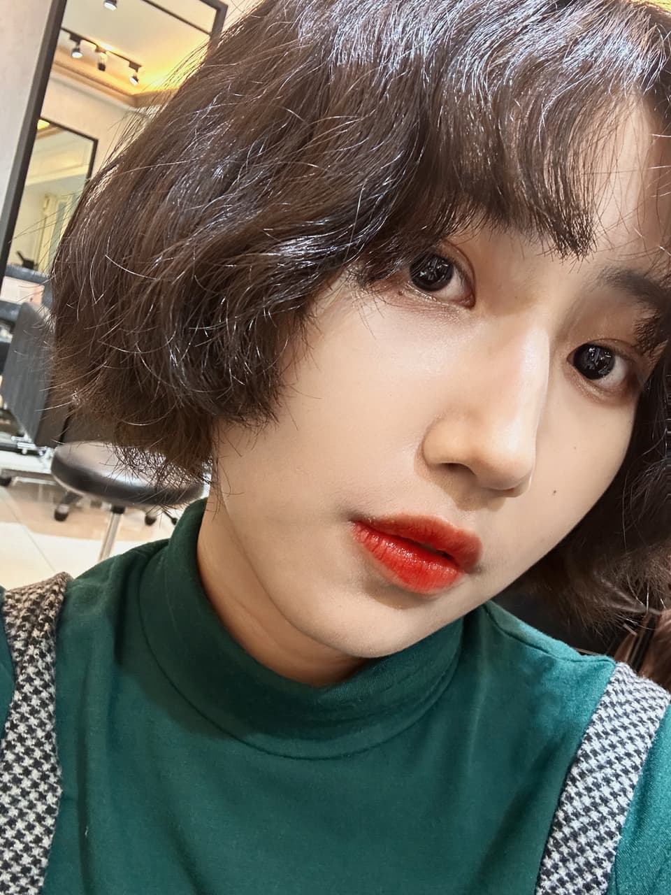 #口紅💄 Ysl圓管131超好看！🥹 - Una (@tsen501) | Dcard