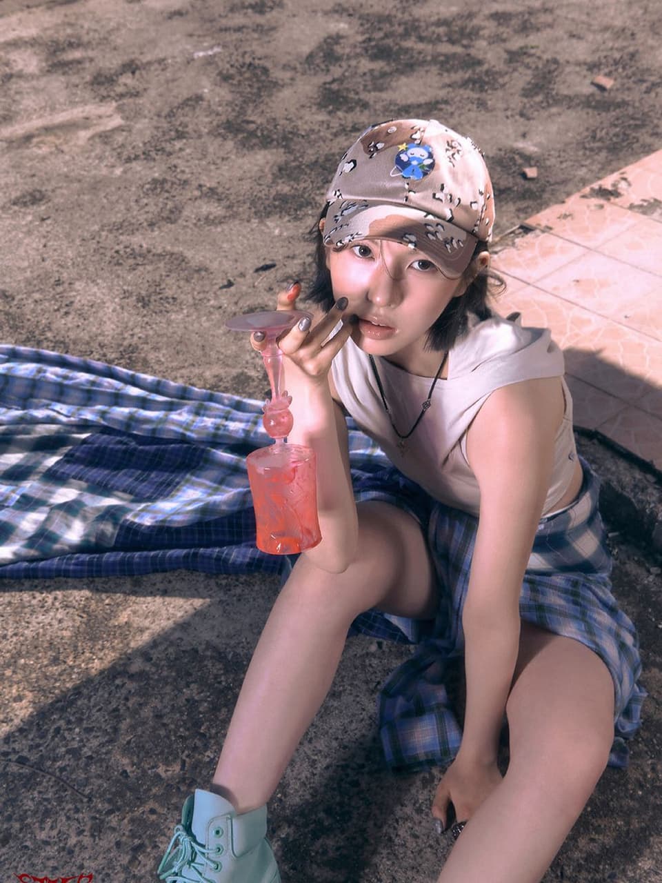 #分享 Fe3O4: STICK OUT 概念照 - NMIXX板 | Dcard