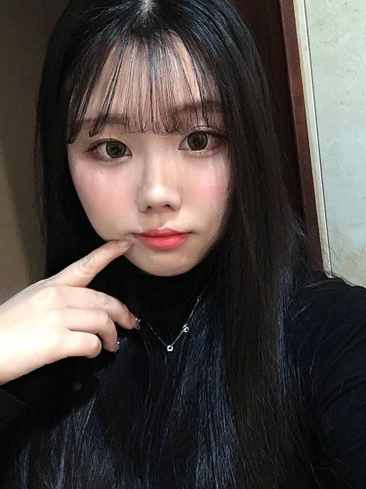 太愛冬天的瀏海了！😍 - Wooni (@kristen0092) | Dcard