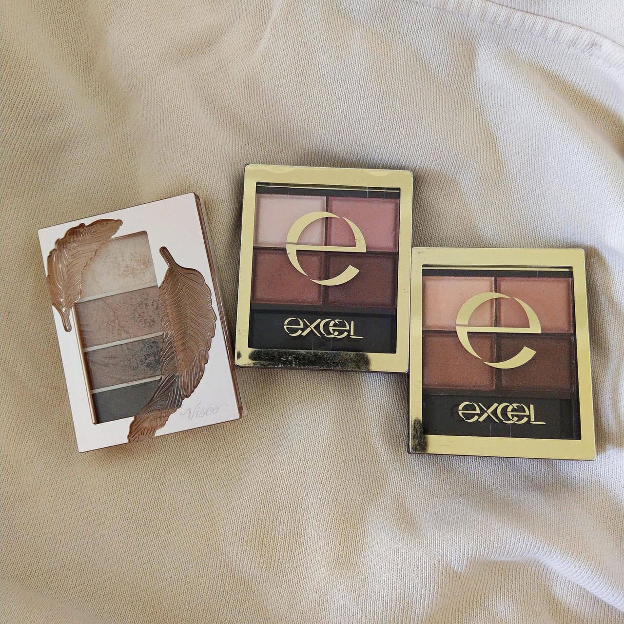 #顏色比較 三個鬼打牆大地色眼影 visee be3、excel SR03、excel SR06 - 美妝板 | Dcard