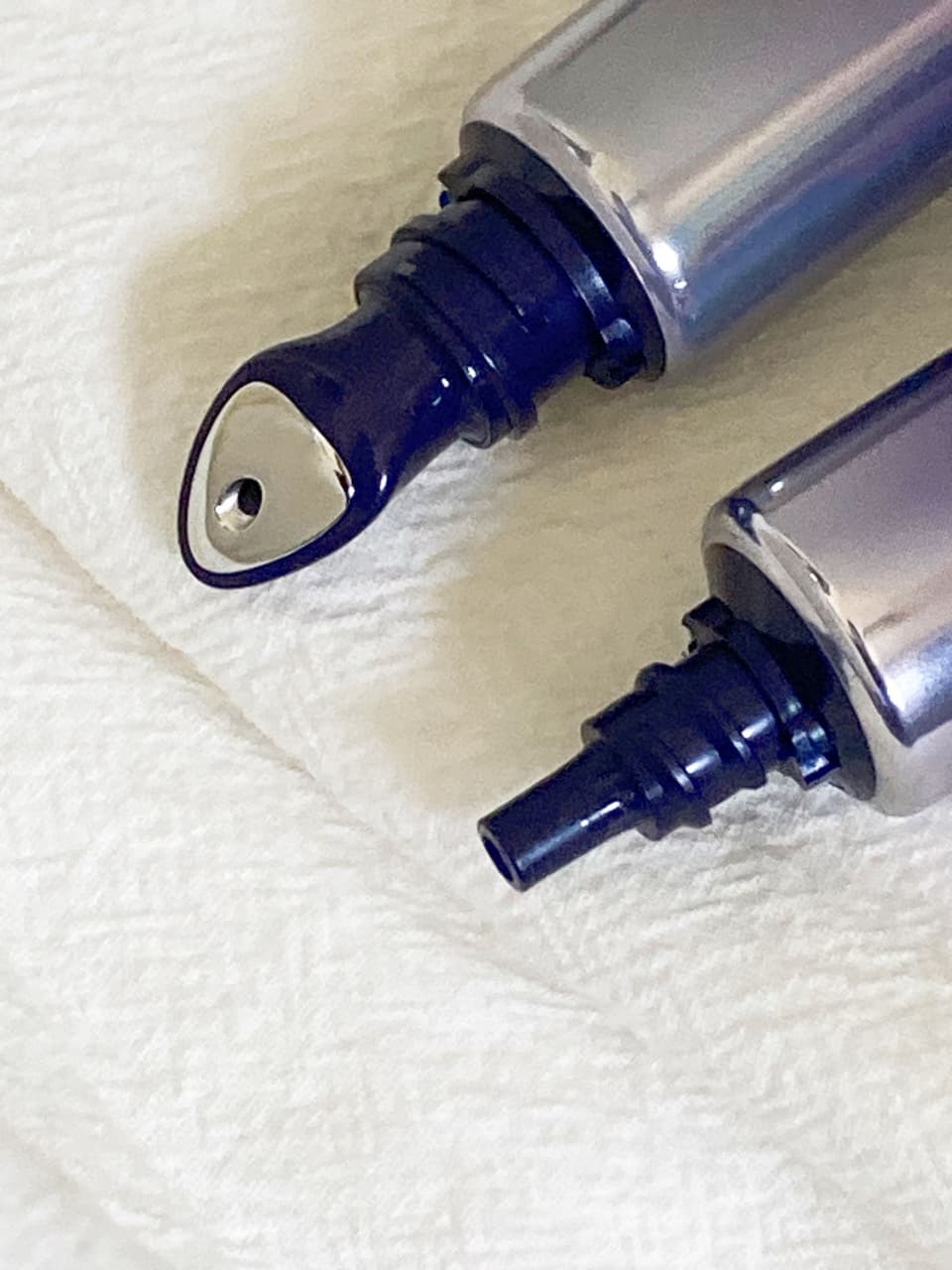 疲憊浮腫OUT!你的眼部守護者 冰熨斗開箱! ft.巴黎萊雅 - 木木 (@dmlu) | Dcard