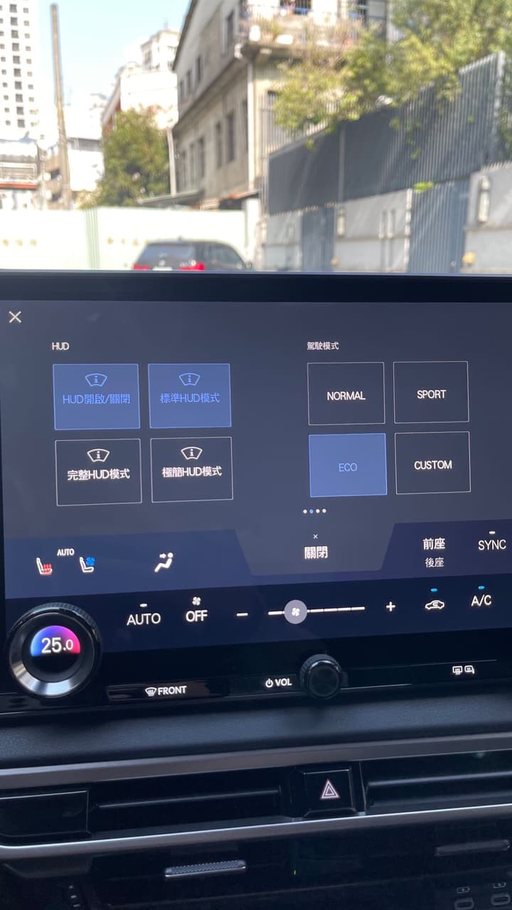 開箱 細節介紹RX350頂級版大改款 - 汽車板 | Dcard
