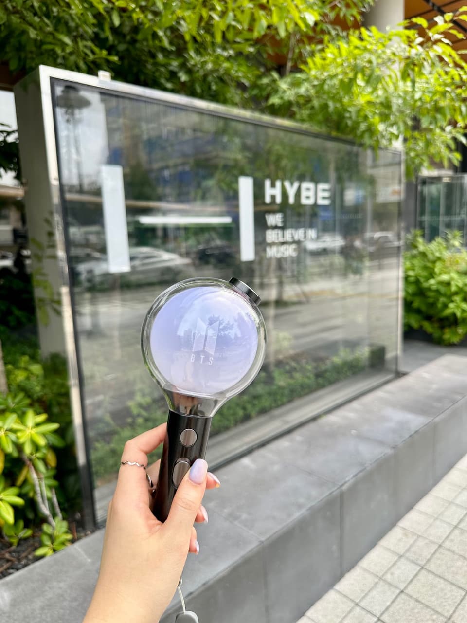 #分享 一起去Hybe走走吧🪄 - BTS板 | Dcard