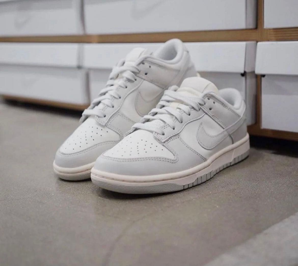 #發問 問Dunk low light bone& NIKE DUNK LOW 灰白 哪雙好 - 球鞋板 | Dcard