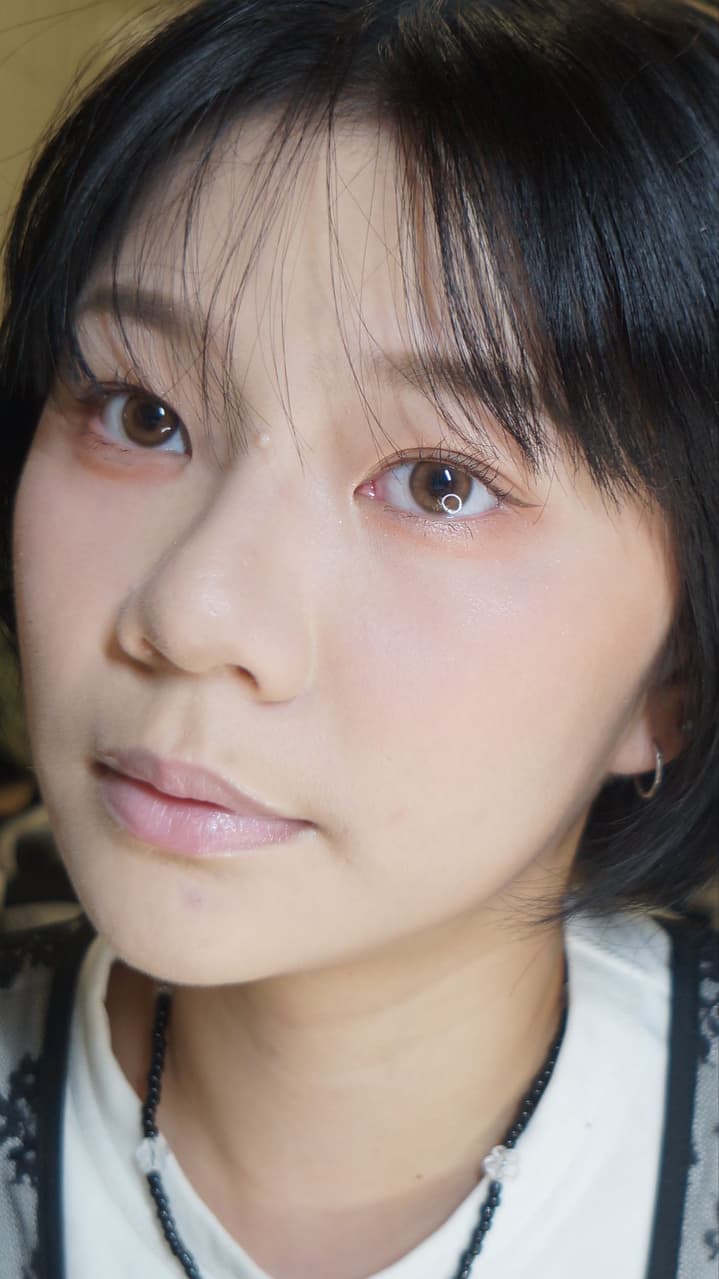 你是油肌的開架之神！i’m meme全新油皮粉底液登場 - Van (@van.vanmake) | Dcard