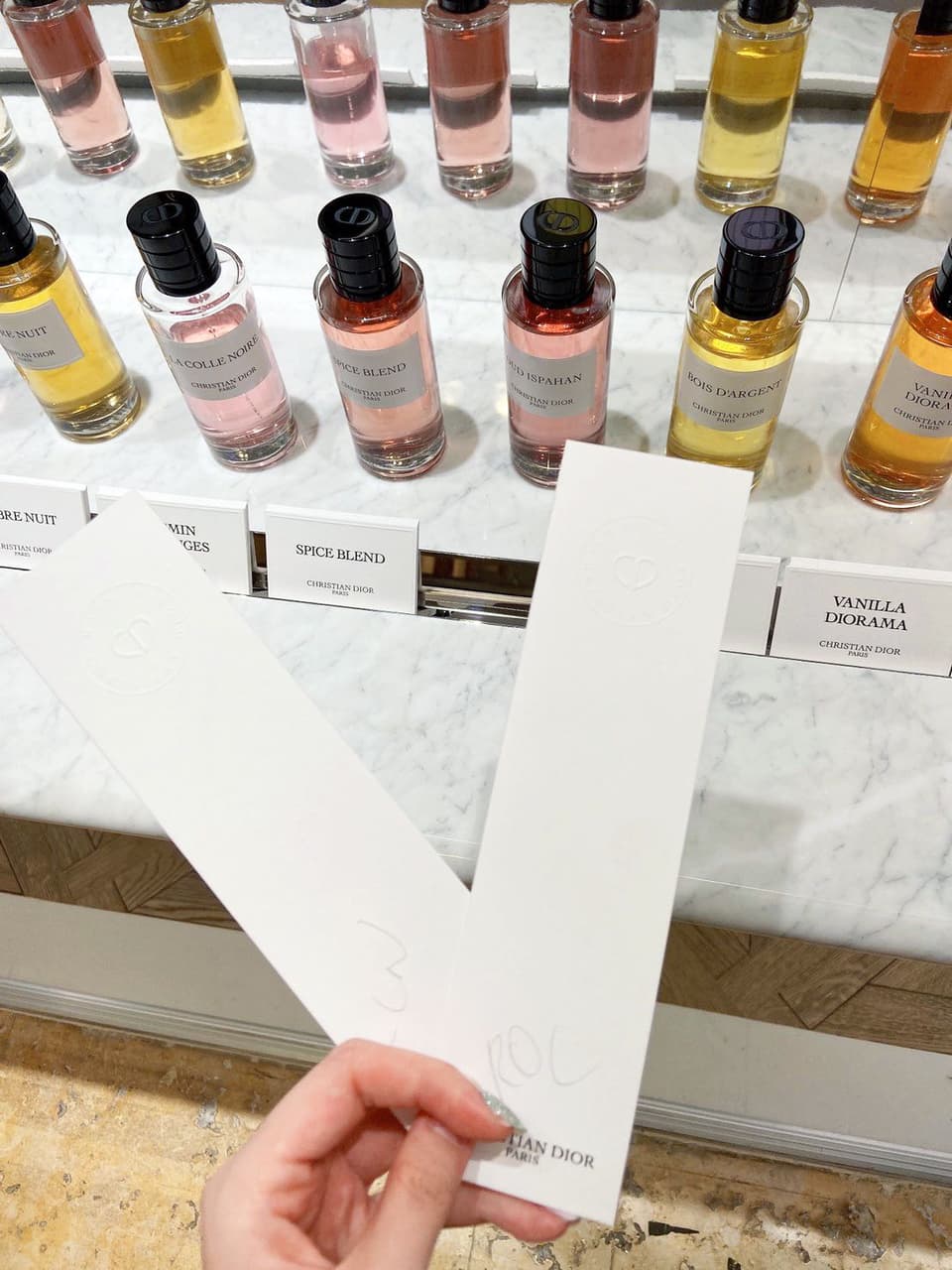 #分享 台中新光三越也有Dior香氛世家了💓 - 香氛板 | Dcard