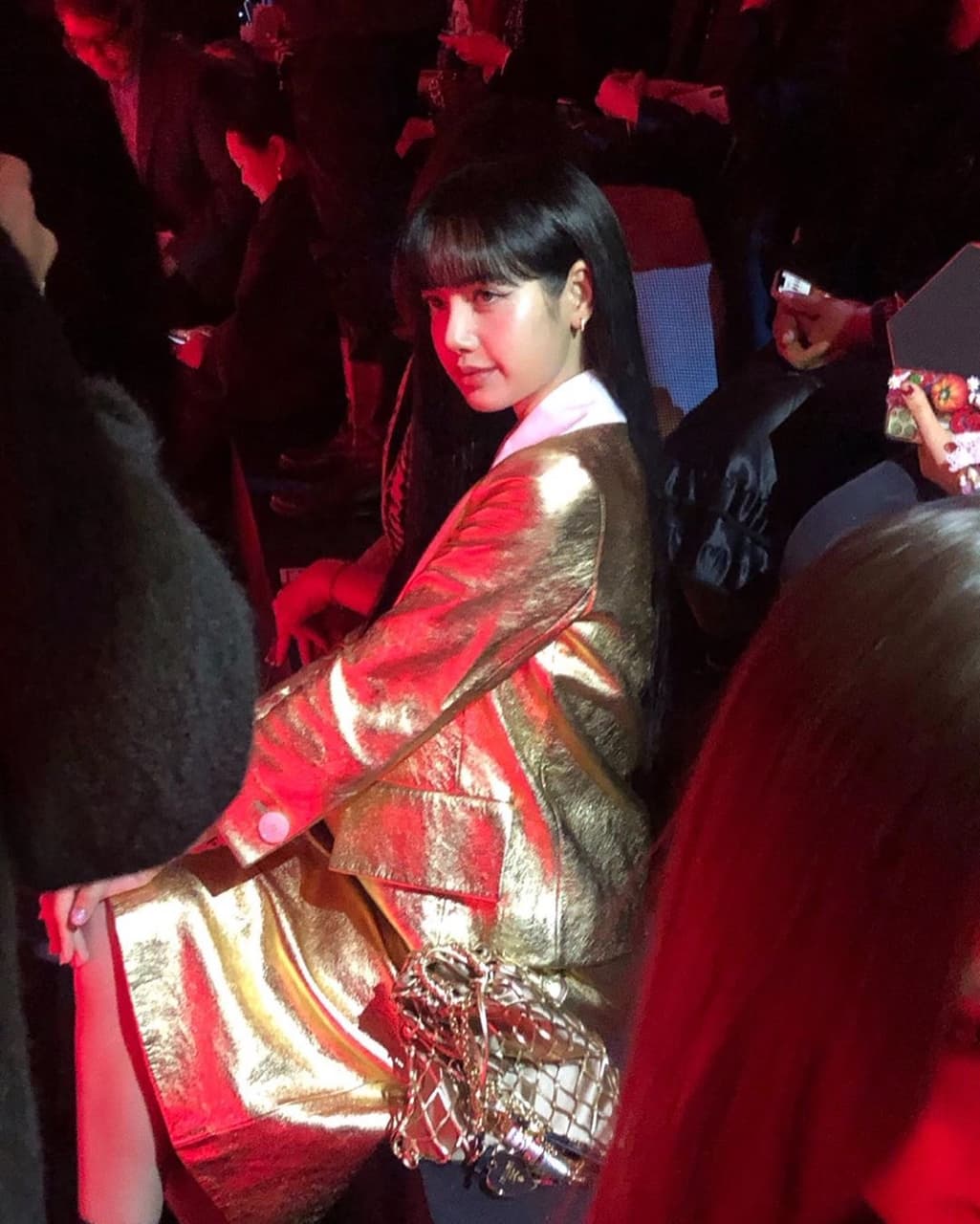 BLACKPINK LISA x Prada show - 追星板 | Dcard