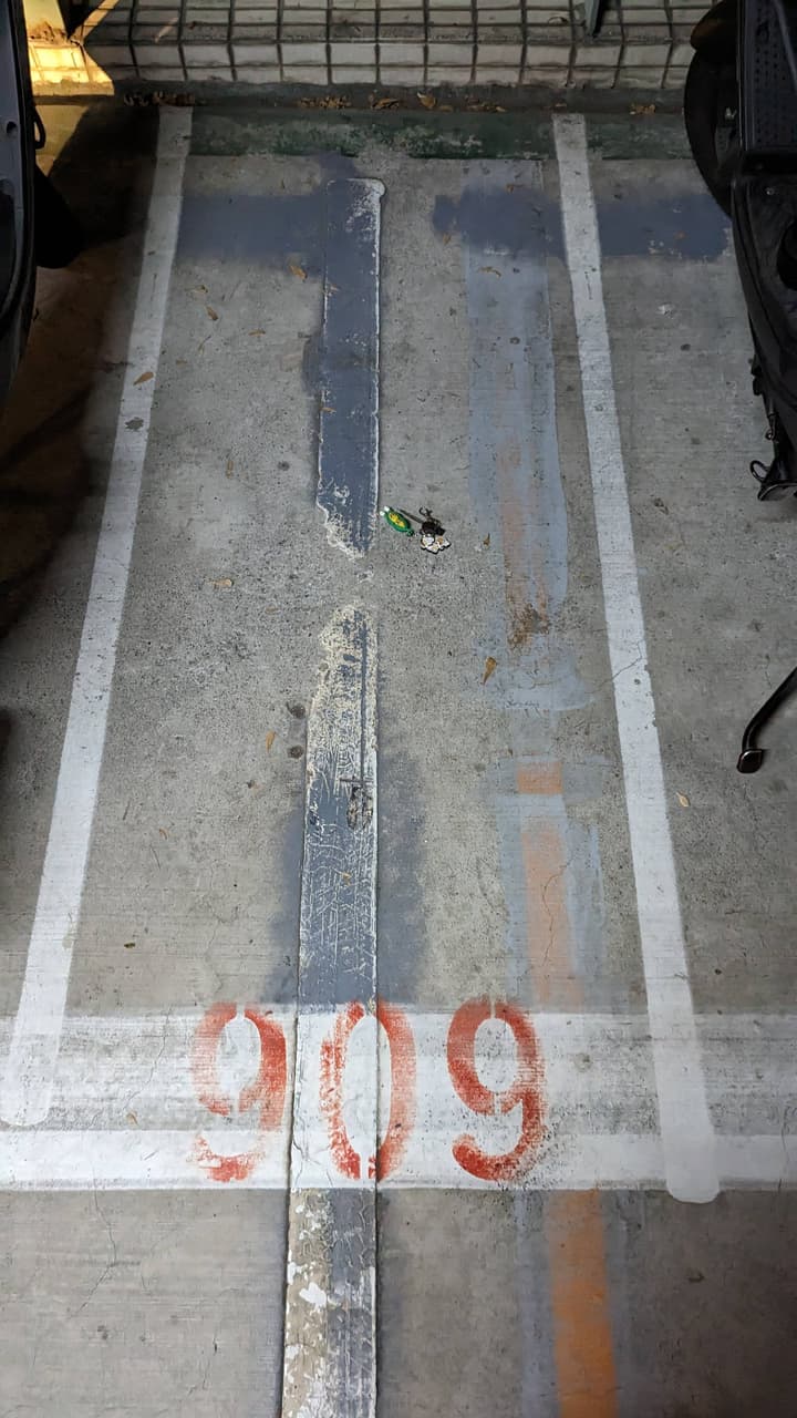 A棟機車停車場撿到一串鑰匙 正修科大板 Dcard