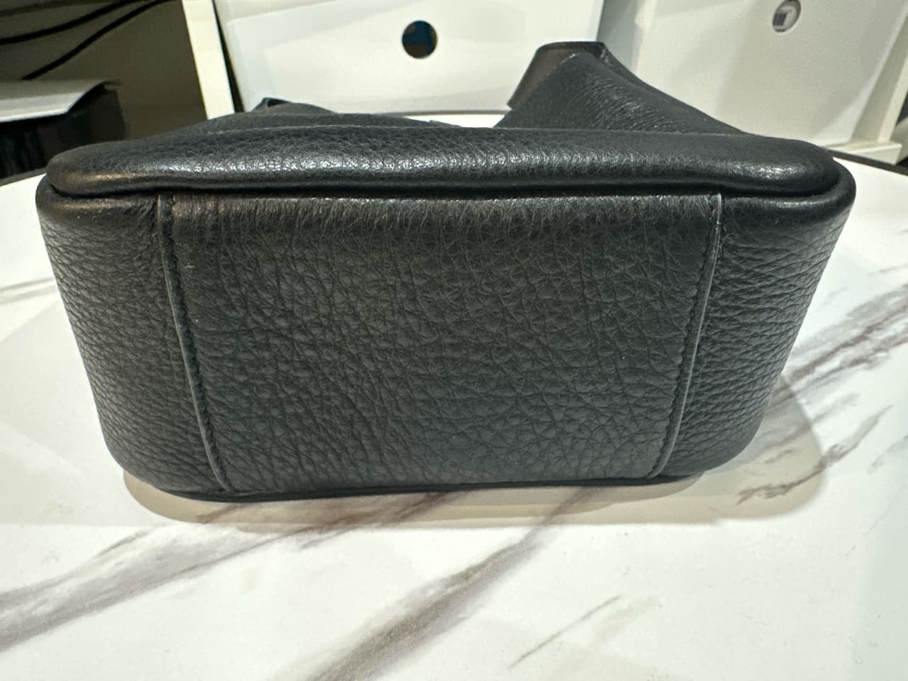 #我要賣 YSL le 5 a7 mini hobo - 二手交易板 | Dcard