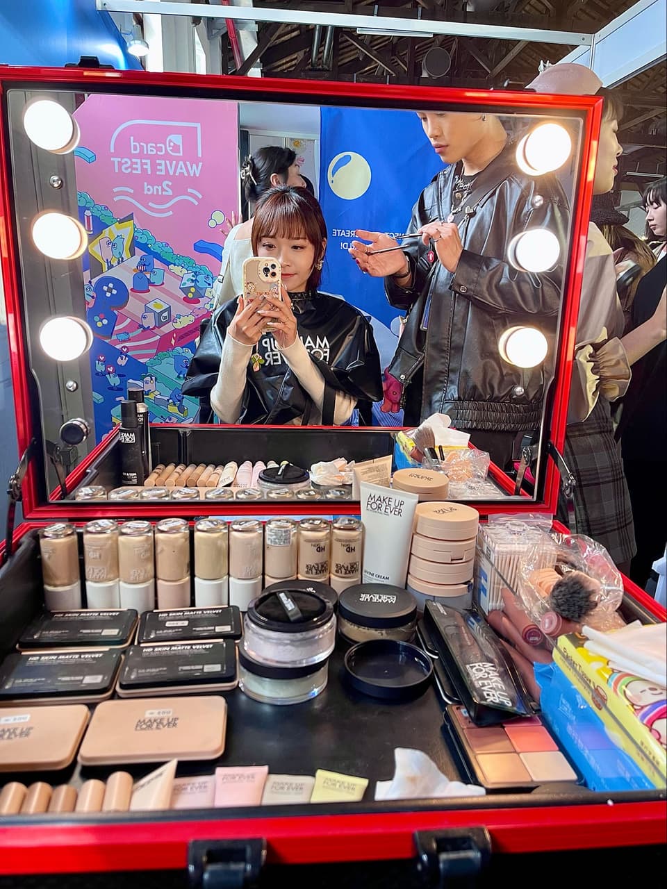 MAKE UP FOR EVER幫你直接把濾鏡壓在臉上！ - 美妝板 | Dcard