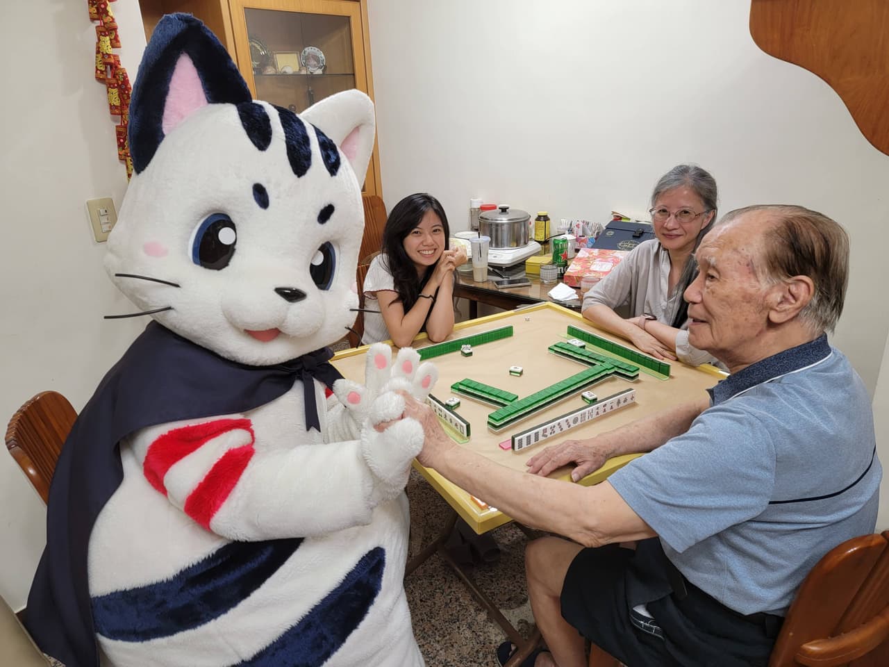 兔年？其實是「貓年」？！ - 貓月 (@nyanrou_neko) | Dcard