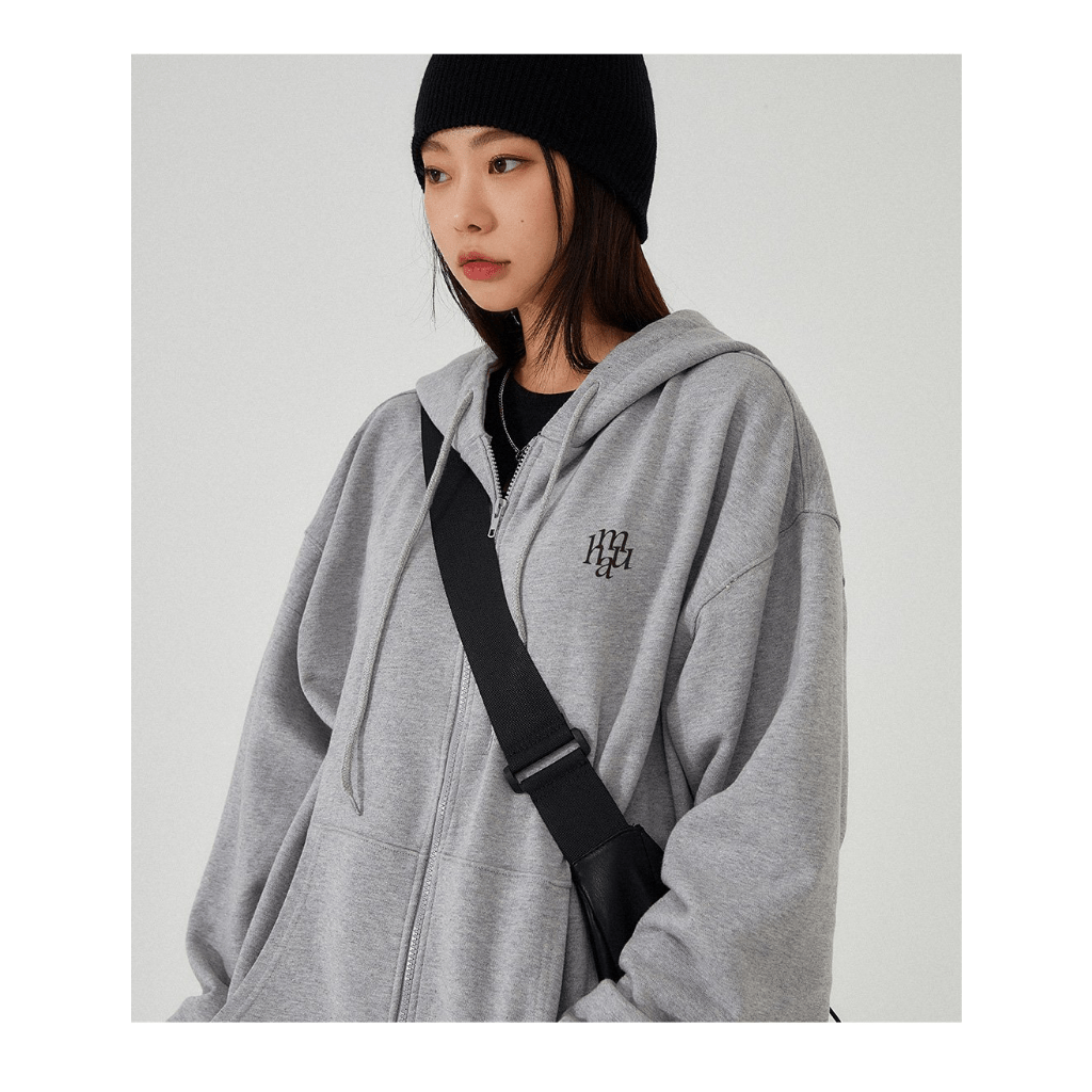 【穿搭必備】Muahmuah 新logo無刷毛外套推薦 只要$680😍超好搭配 女生必收 - 菜鳥新鮮人DD (@didi0402) | Dcard