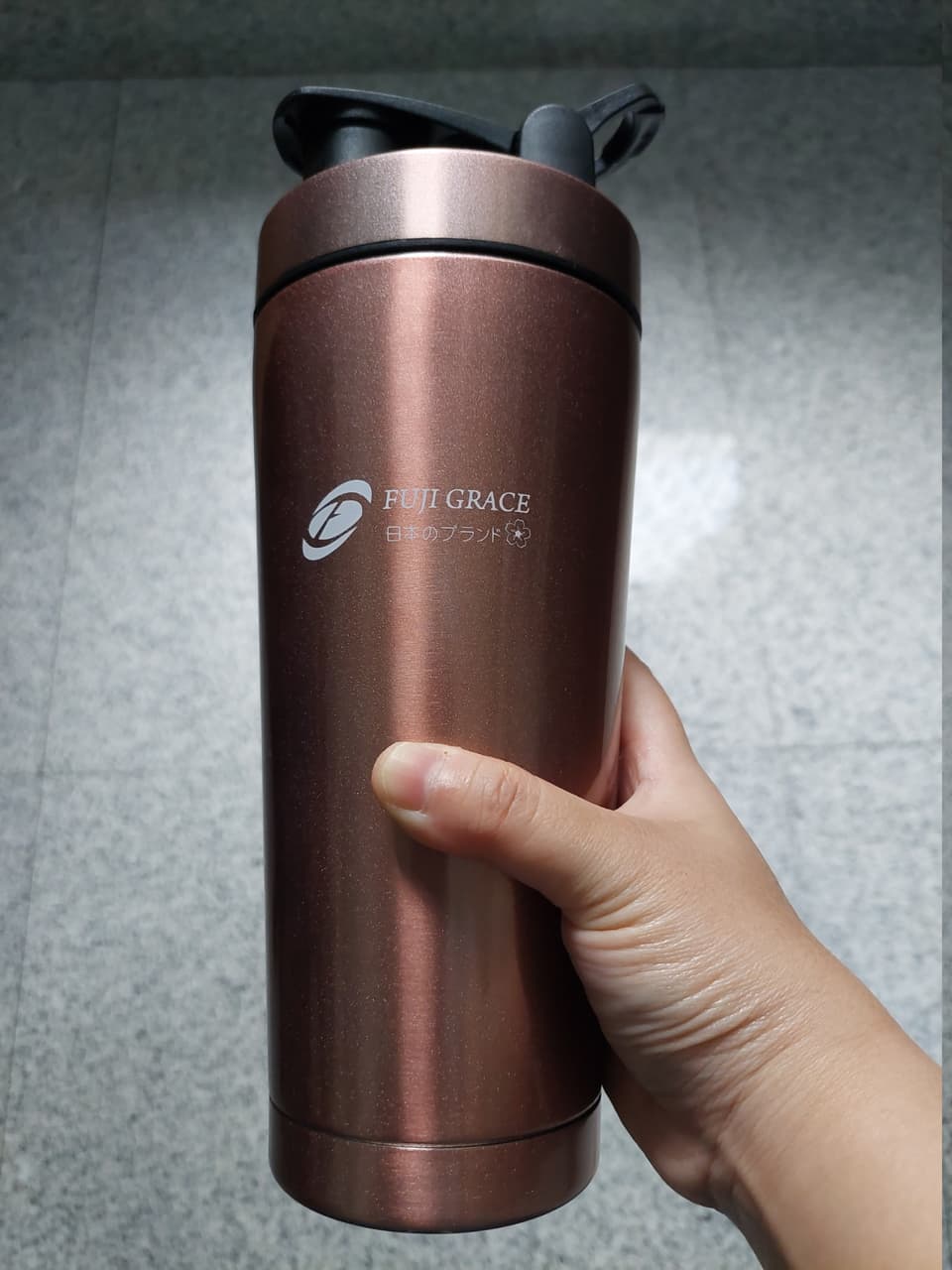 愛用好物分享-日本FUJI-GRACE 不鏽鋼內陶瓷寬口搖搖杯 - mangocorgi (@mangoscy97) | Dcard