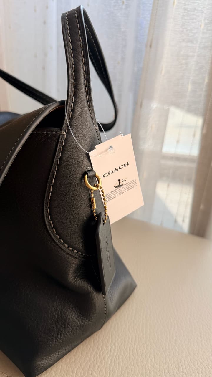 #開箱 Coach Chelsea 36百搭黑色🖤 - 精品板 | Dcard