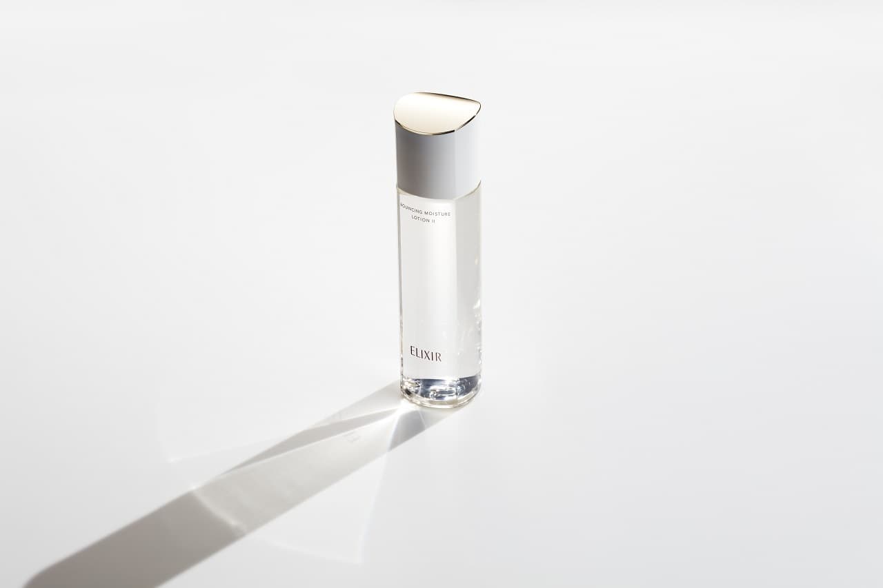 ELIXIR怡麗絲爾 #膠原精華水 實測 為肌膚注入膠原蛋白 提升保濕Q彈力 - 美妝板 | Dcard