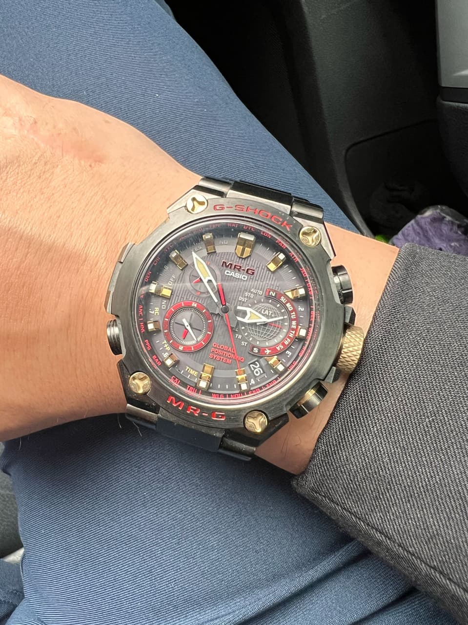 #日常穿搭 G-SHOCK MR-G 赤備 Aka Zonae - 男生穿搭板 | Dcard