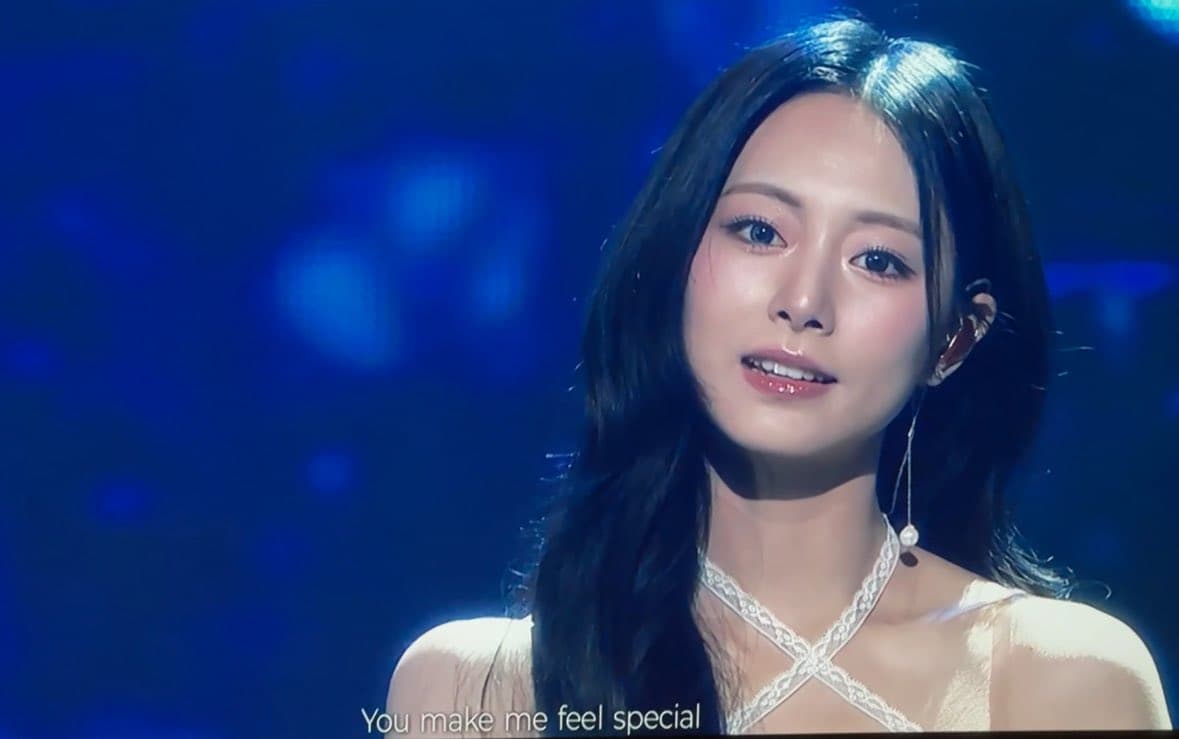 JYP出道30周年紀念特輯，子瑜🦌PART💙 - TW0614瑜粉🦌💙 (@erttfsayu) | Dcard