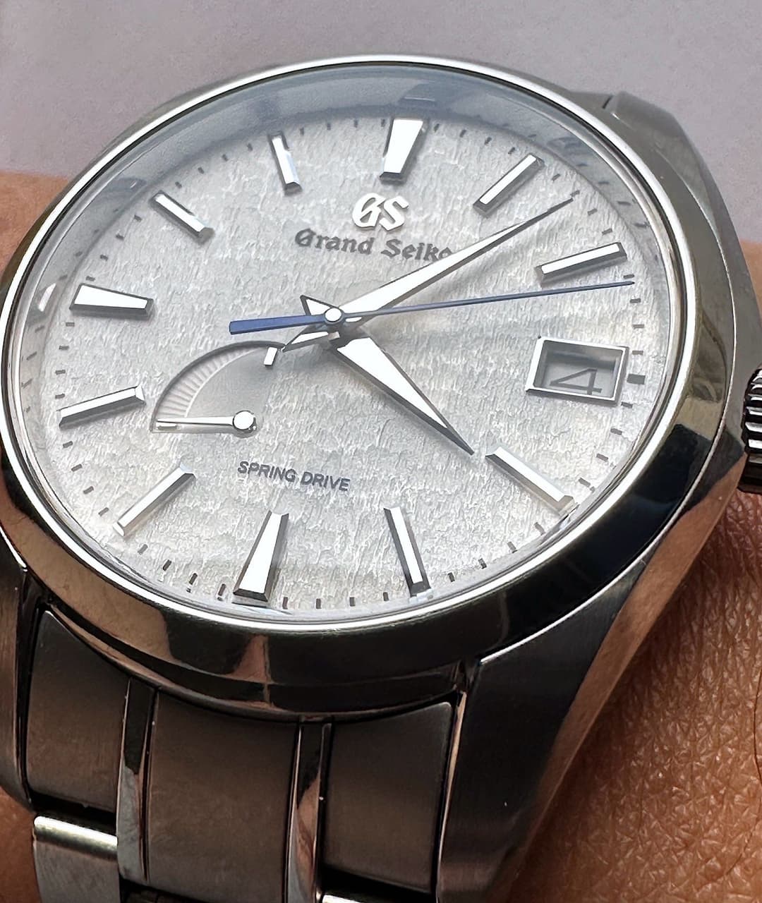 開箱我的第一隻高級錶 Grand Seiko SBGA211 - 精品錶板 | Dcard