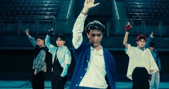 AcQUA源少年《Mmm..嗯》OFFicial PerFormance MV暗夜撩動版 / 個人不專業五寶評論 - 原子少年板 | Dcard