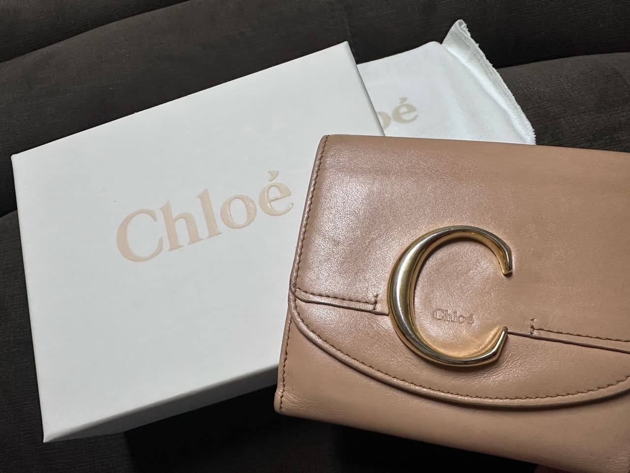 #我要賣 Chloé短夾 - 二手交易板 | Dcard