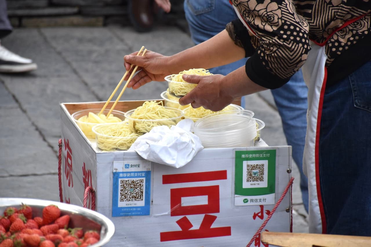 #國外遊記 中國自由行｜重慶3天2夜｜探索8D城市、夜景必拍洪崖洞 - 旅遊板 | Dcard