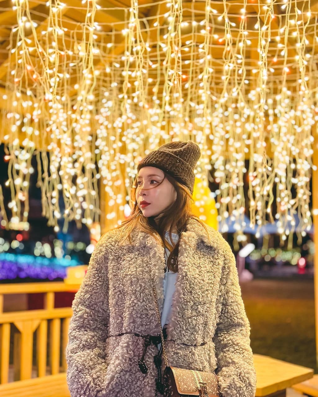 趁天氣冷趕快發 ZARA人造羊羔毛大衣真的很值 - 珂荷莉 (@cocoly) | Dcard