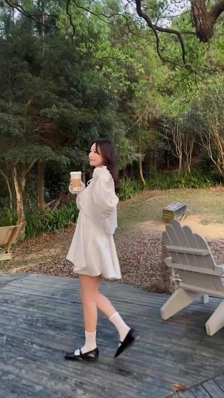 賞櫻的季節🌸+白色系穿搭 - 想睡覺的鼠 (@ayanezu) | Dcard