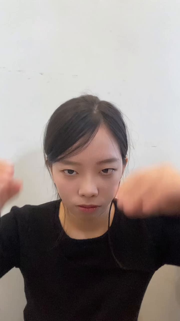 淺仿一下金智媛歐尼💗 - 這邊這個優秀小青年 (@cl_20) | Dcard