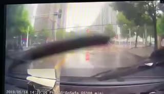 #警世 天雨路滑(後續相關見留言) - 我很正經 (@jack_v) | Dcard