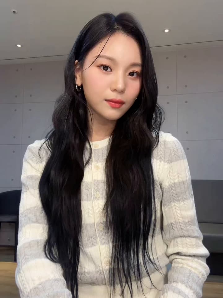 #更新 240301 SinB - 金藝琳(Lim Kim) ULT挑戰/ MUMU TikTok更新 - GFRIEND板 | Dcard