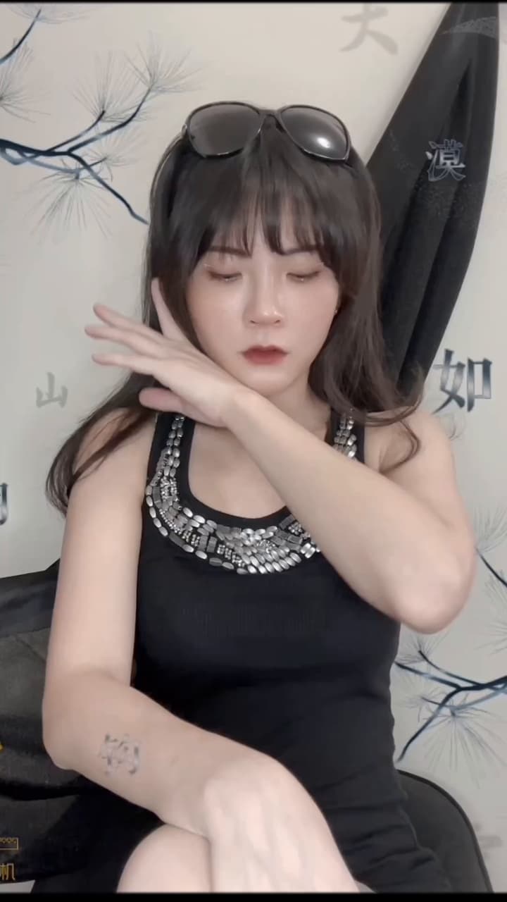 立體的裸眼3D特效 👀 - 淡淡 (@lynn_07_01) | Dcard