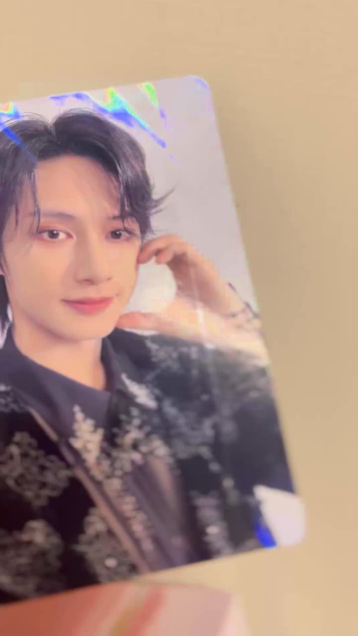 #提問 閃卡瑕疵？ - SEVENTEEN板 | Dcard