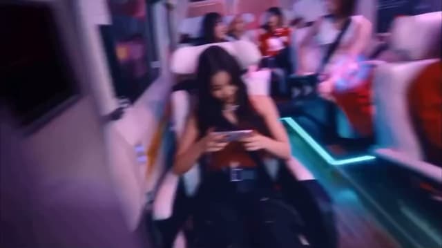 #分享 JYP,SKZ,ITZY,NMIXX x 可口可樂 “Like Magic” MV (NMIXX cut) - NMIXX板 | Dcard