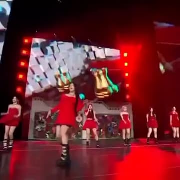 \𝐅𝐀𝐕𝐎𝐑𝐈𝐓𝐄 𝐍𝐄𝐖 𝐀𝐑𝐓𝐈𝐒𝐓/ - ⠀ (@itztimefor_) | Dcard