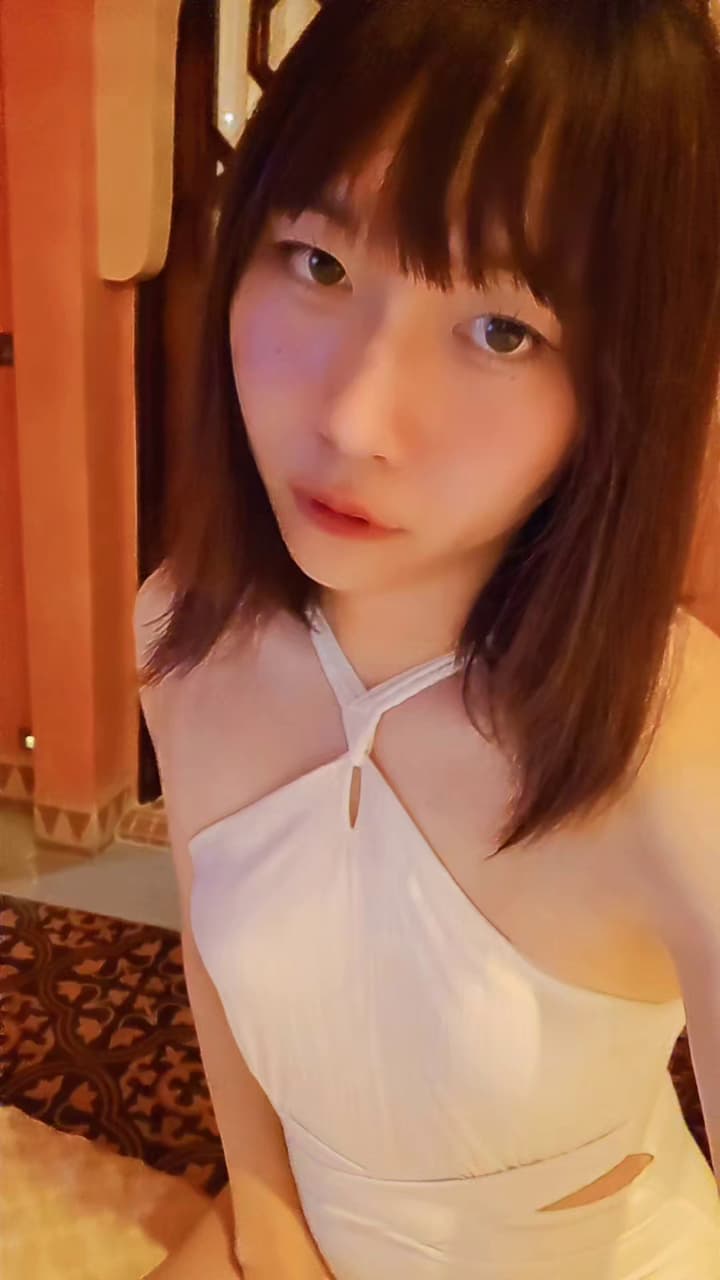 這算比基尼嗎！？🤔😳 - CiaoMiao 倪妍 (@ciaomiao) | Dcard