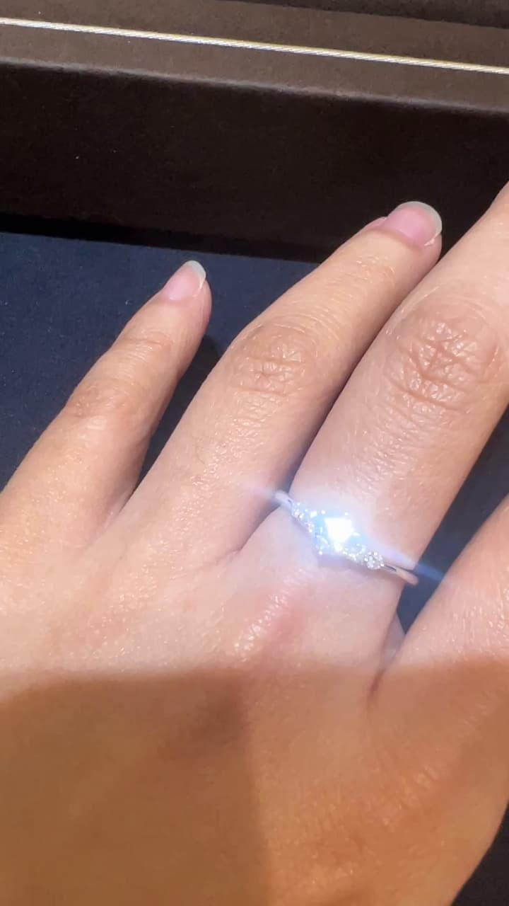 #分享 K.uno AMC 亞立詩 京華 四家鑽戒分享💗 - 結婚板 | Dcard