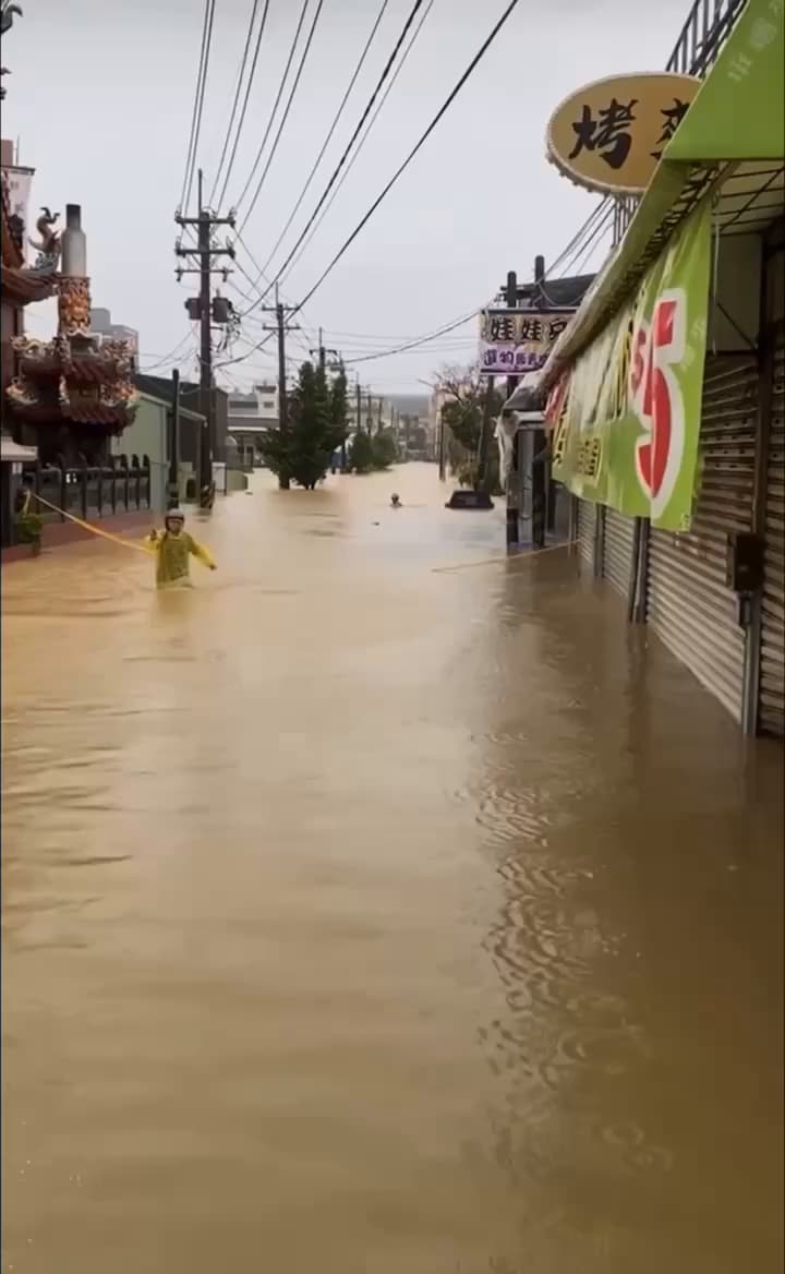 Gogoro抽起來 - CK (@cyf0622) | Dcard