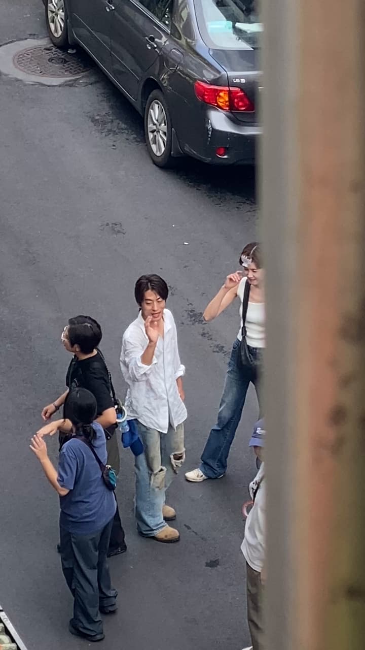 這是哪個韓國演員？ - 閒聊板 | Dcard