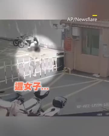 新世界聖戰軍 日行一善 Day777 卡在柵欄上 - 福報哥-紫微聖人快樂大使 (@worldpeacesaint) | Dcard